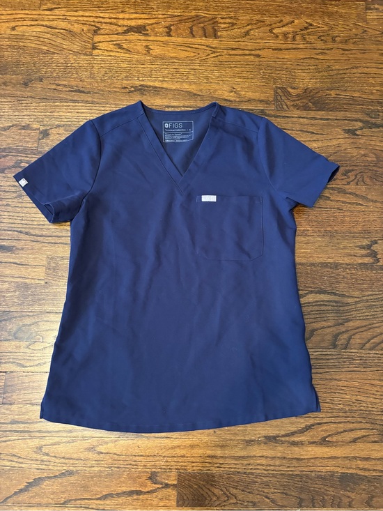 Figs | Tops | Figs Navy Catarina One Pocket Scrub Top | Poshmark